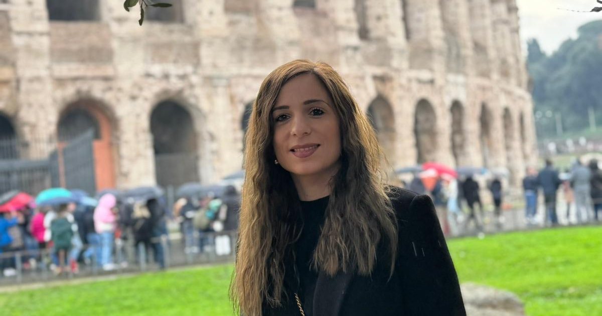 Nieuwe collega Funda Kula vol enthousiasme aan de slag bij HR Talents ...